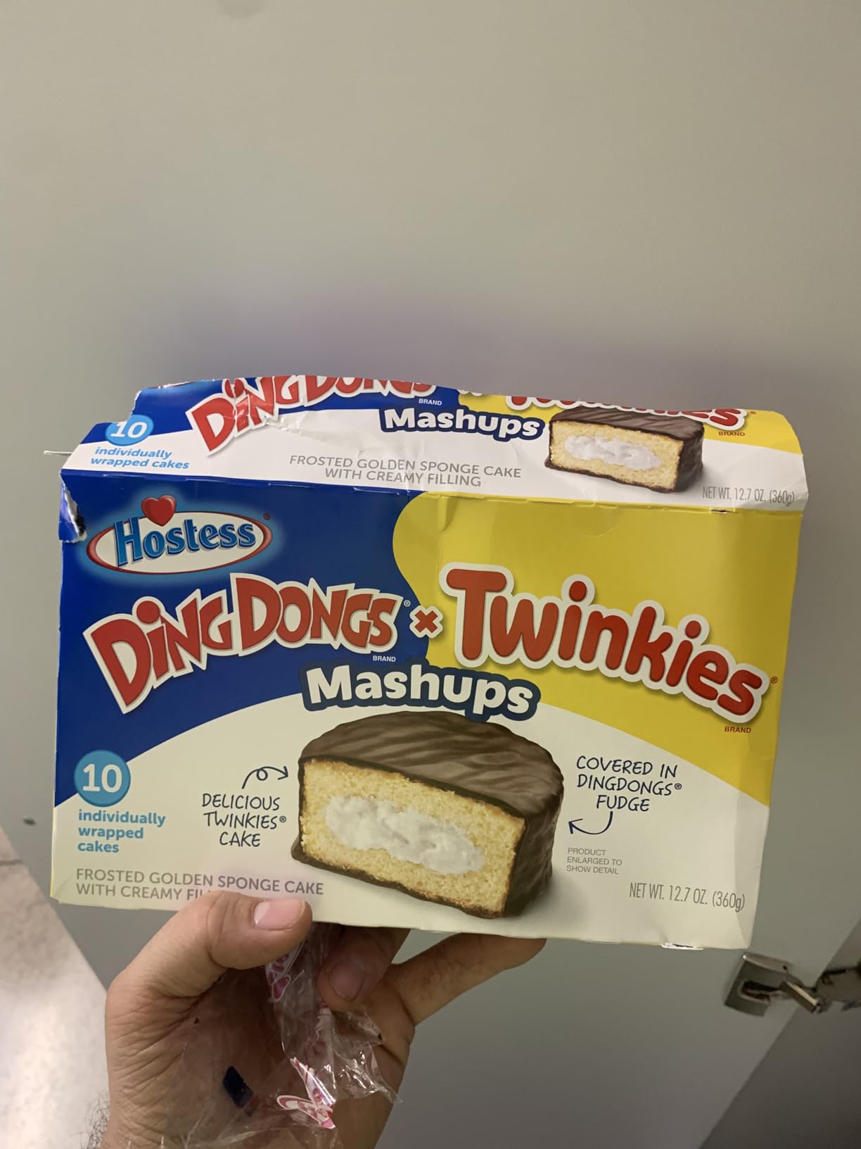 Amazon.com: Hostess Mashups 12.7oz Package (Ding Dongs x Twinkies)
