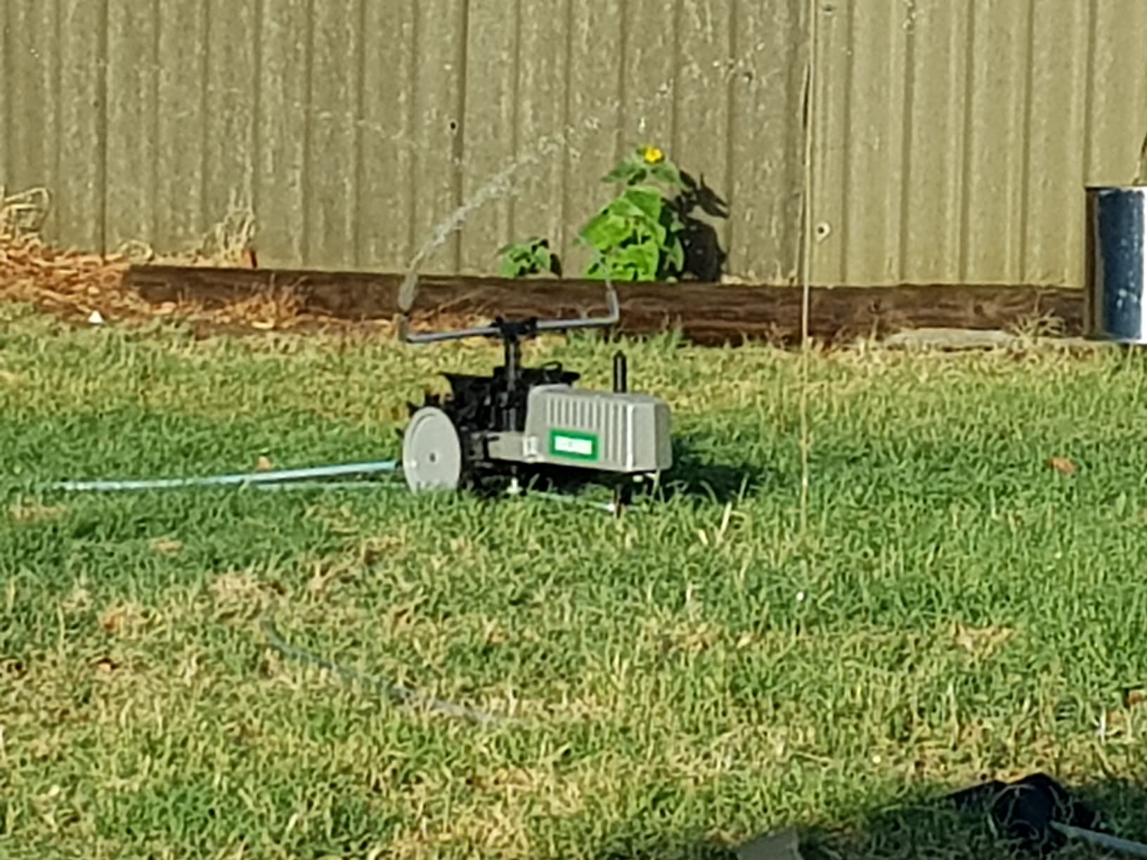 Holman Travelling Sprinkler Irrigation Grass Tractor Self Propelled ...