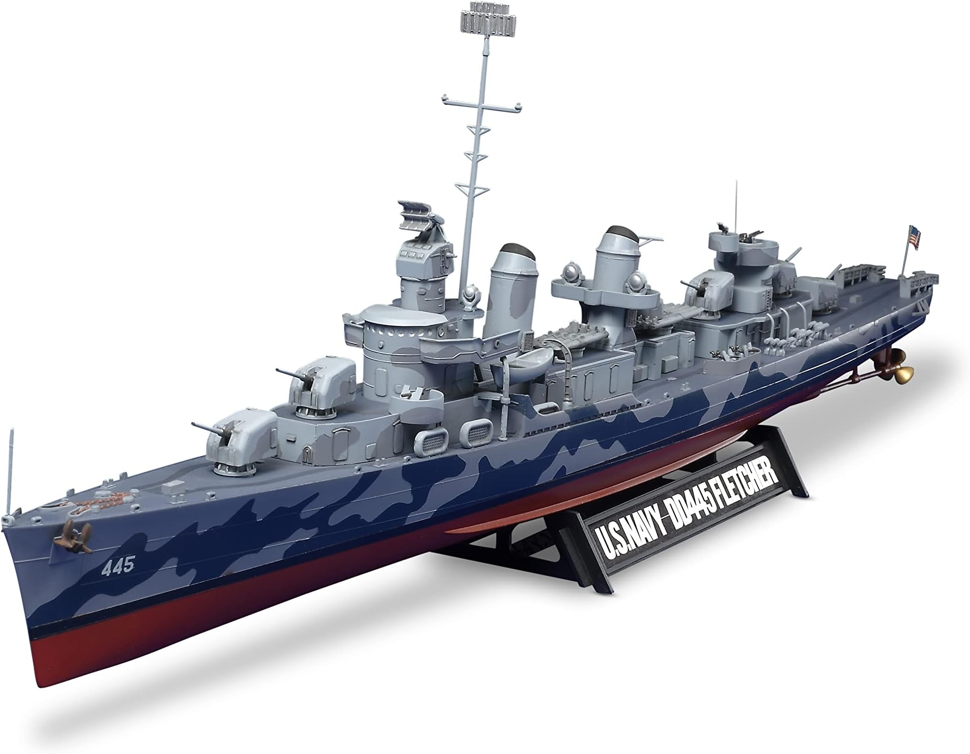 Amazon.com: USS Wisconsin 1945 - 1:1000 Ship Model (Amercom ST-25 ...
