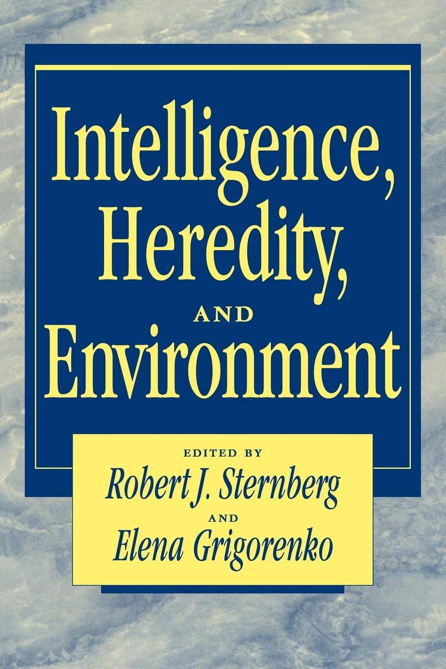 Amazon.com: Intelligence, Heredity and Environment: 9780521469043 ...
