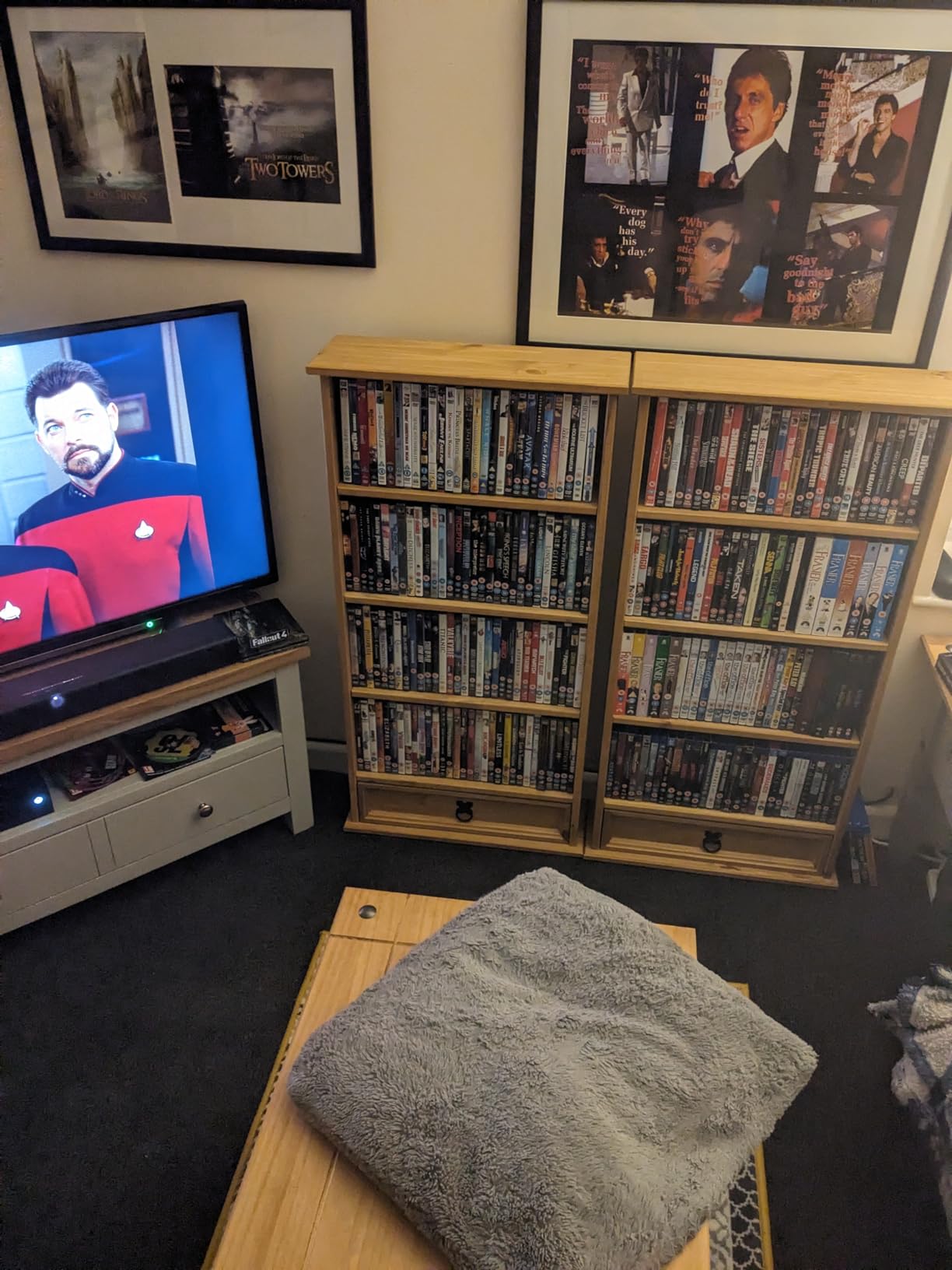 Corona DVD Storage Unit 1 Drawer Bookcase Living Room Media Rack Solid ...