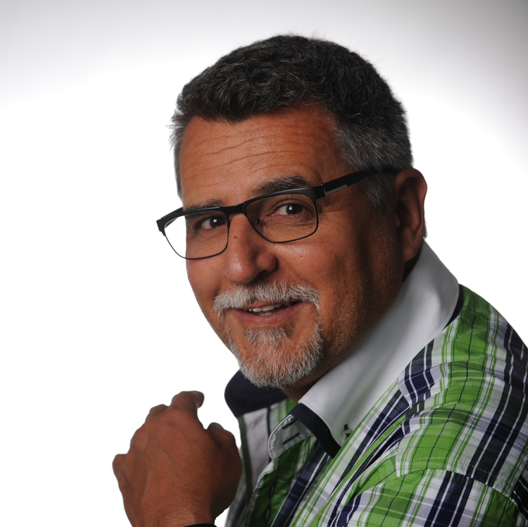 Amazon.de: Peter Solc: books, biography, latest update