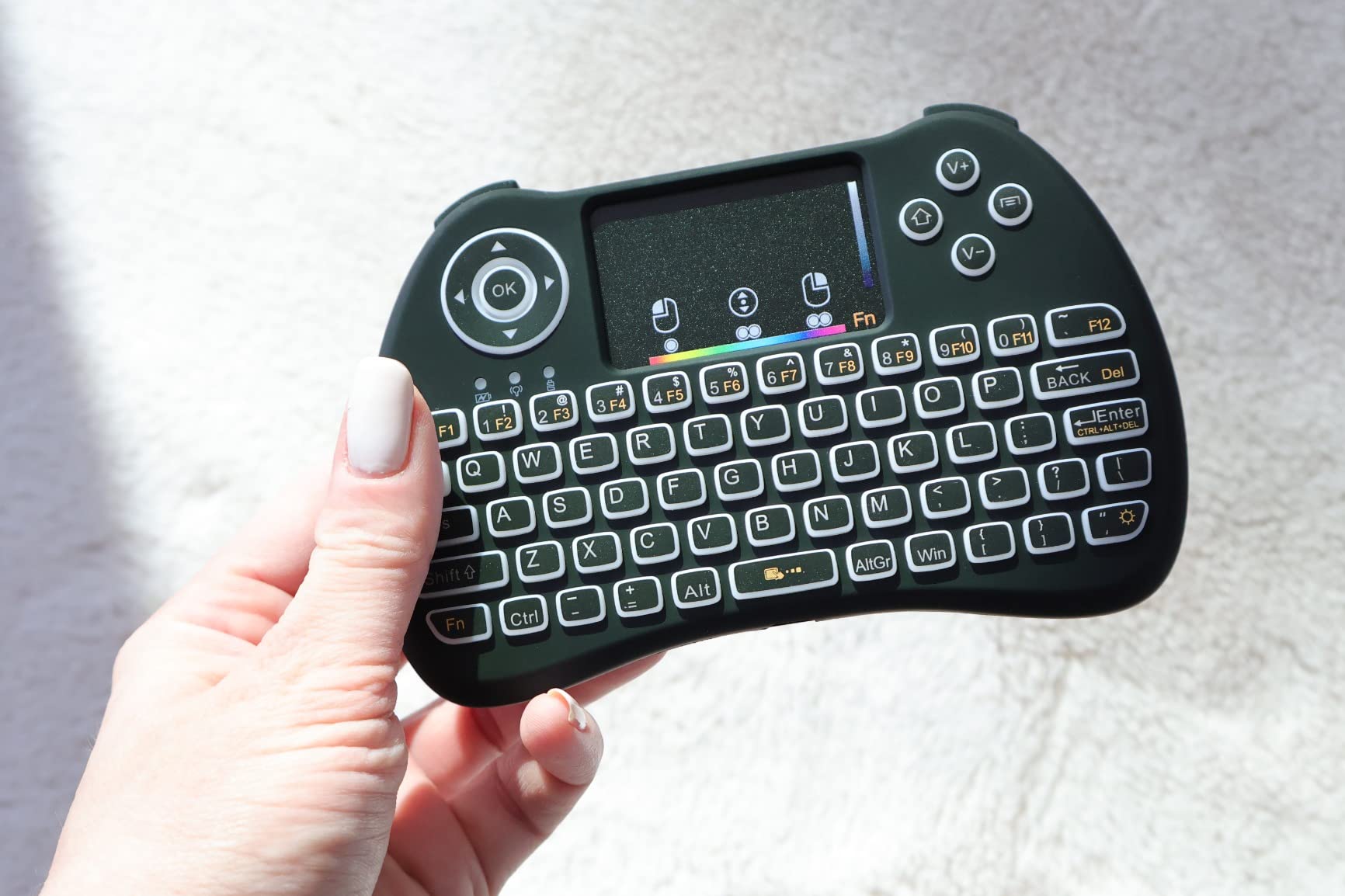 Amazon.com: 2.4G Backlit Mini Wireless Keyboard with Touchpad ...