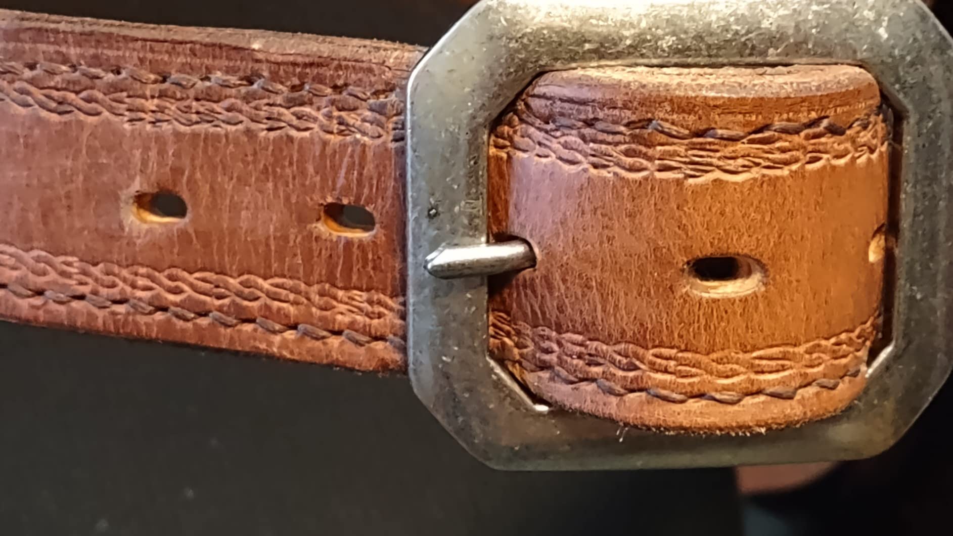 Amazon.com : Mivofun 9 Size Oval Hole Punch Set for Leather 1.4mm-5mm ...