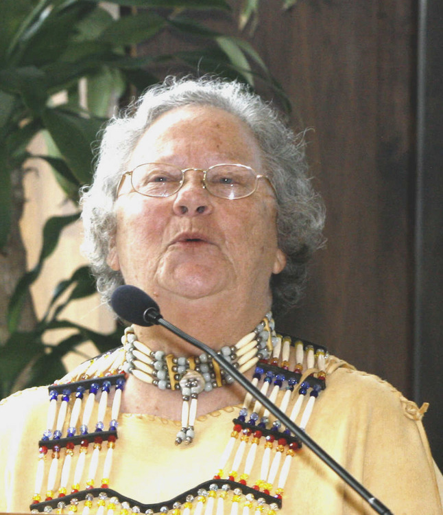 Amazon.com: Littlewolf Griffith: books, biography, latest update