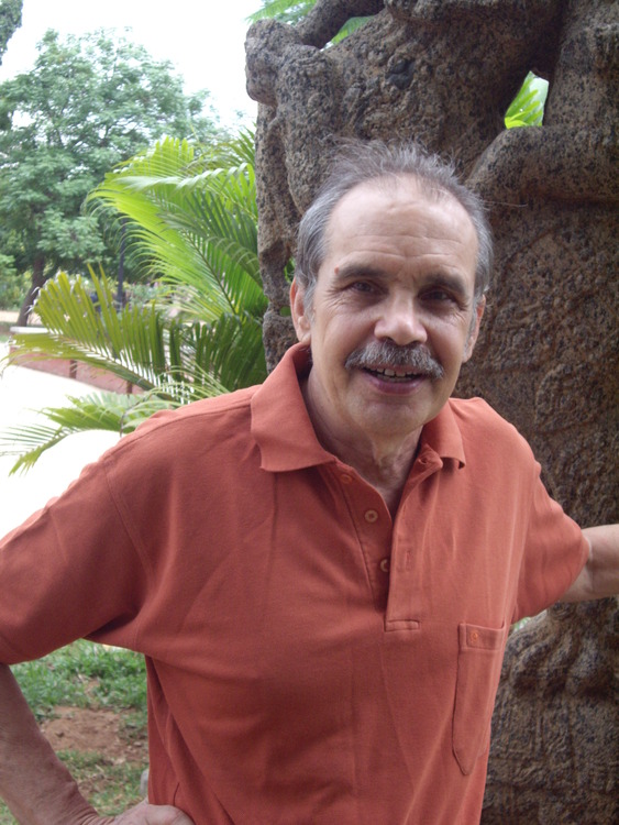 Amazon.in: Peter Heehs: books, biography, latest update