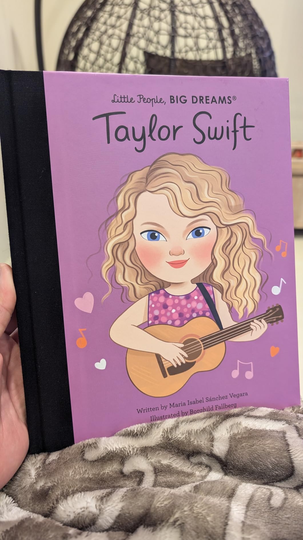 Taylor Swift (Little People, Big Dreams): The Sunday Times Bestseller ...