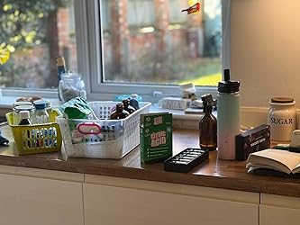 Clean & Green: 101 Hints and Tips for a More Eco-Friendly Home: Amazon ...