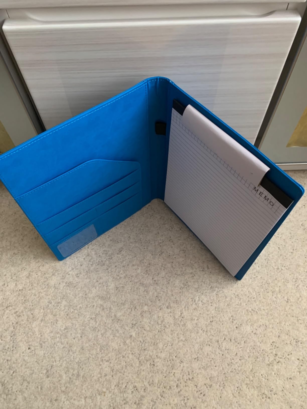 Amazon | Panavage バインダー A4 クリップボード PU クリップ ファイル 二つ折り 多機能 ペンホルダー ポケット付き 名刺入れ メモ帳付き (ブルー) | クリップ ...