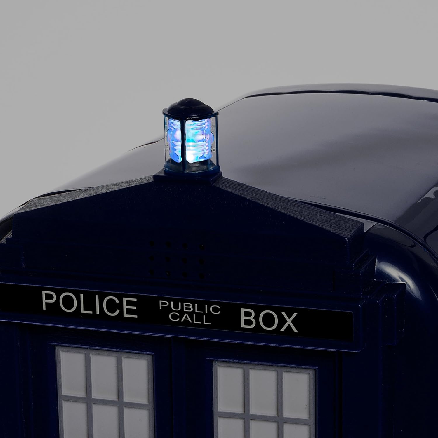 Doctor Who TARDIS Mini Fridge User Manual