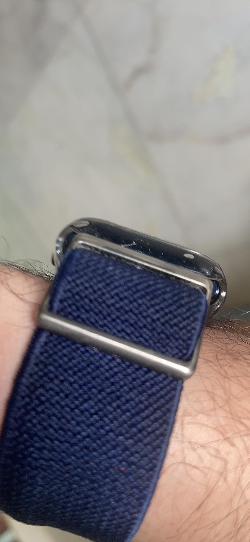 AmazonBasics Lite Fit Fabric Strap for Apple Watch Series 7 (4.5cm) | 6 ...