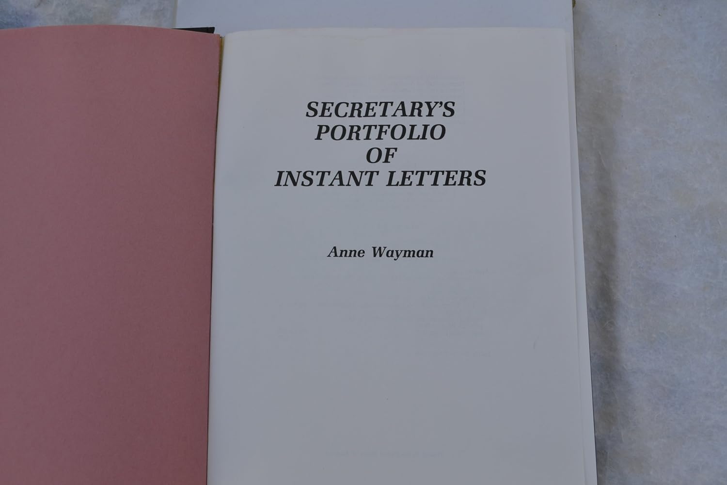 Amazon.com: Secretary's Portfolio of Instant Letters: 9780137985210 ...