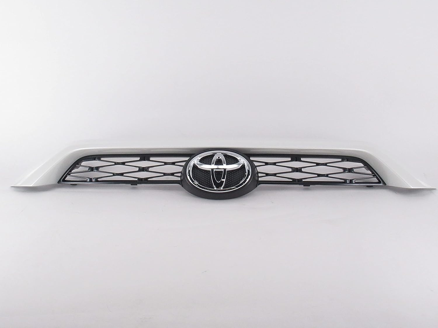 Genuine Toyota 53101-35080-A1 Radiator Grille, Radiators - Amazon Canada
