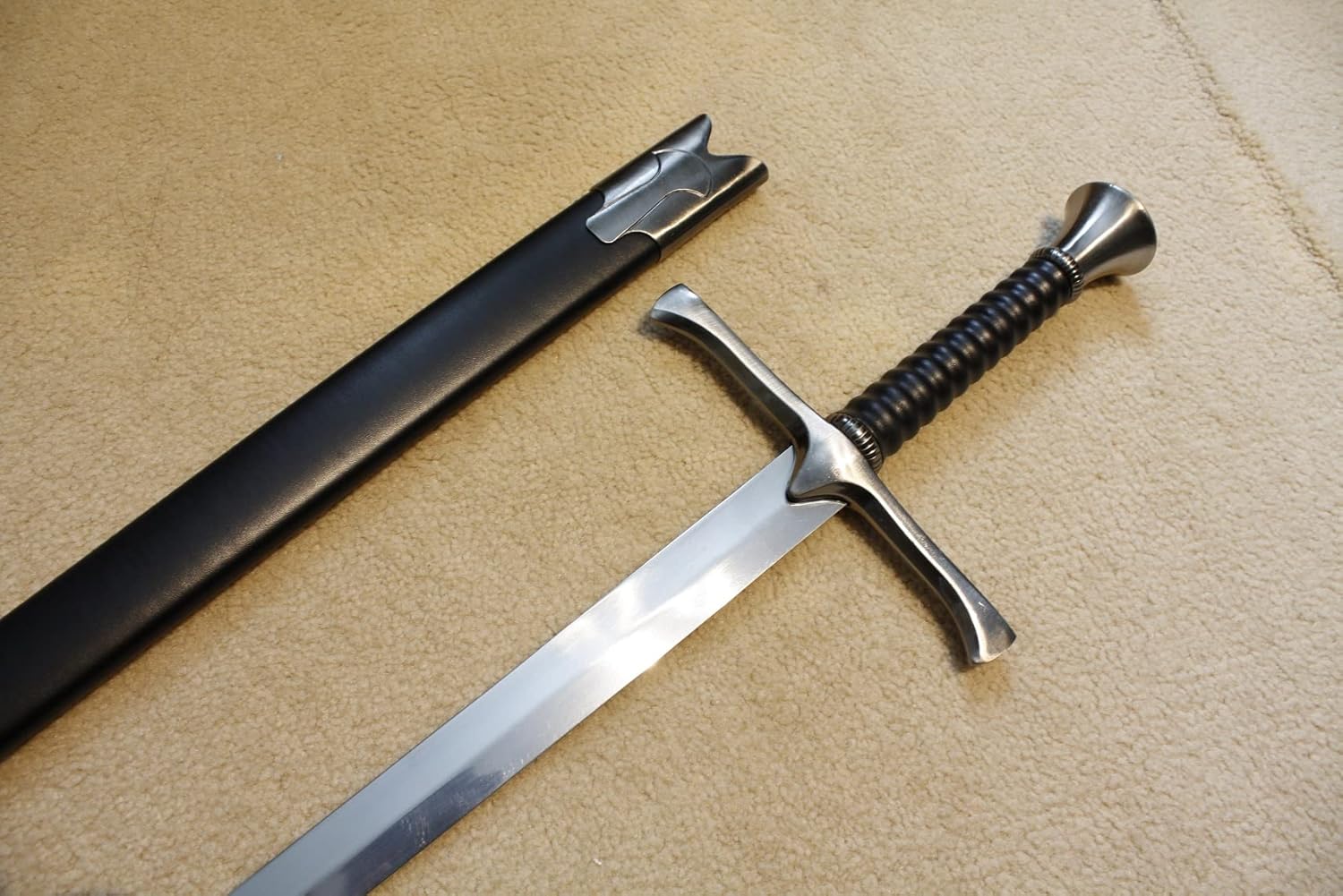 S4852 Medieval Knights CRUCIFORM Sword Matte Silver W/ Black Scabbard ...