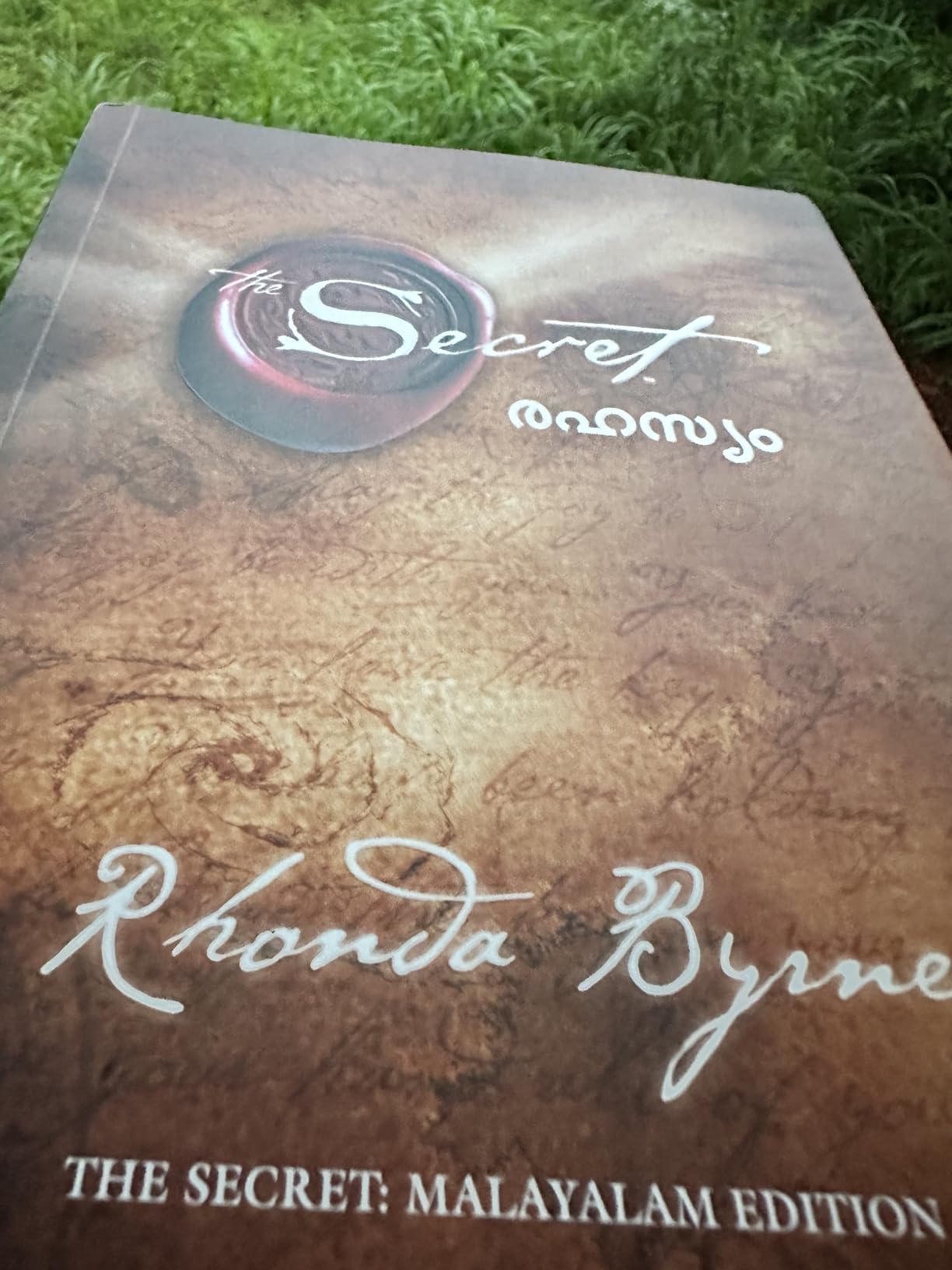 The Secret (Malayalam) : Rhonda Byrne, Suresh Menon: Amazon.in: Books