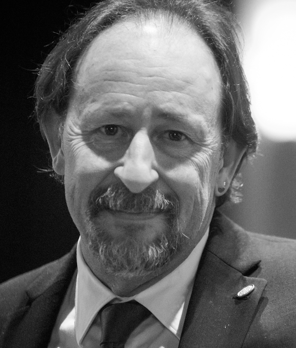 Amazon.com: Trevor Perry: books, biography, latest update