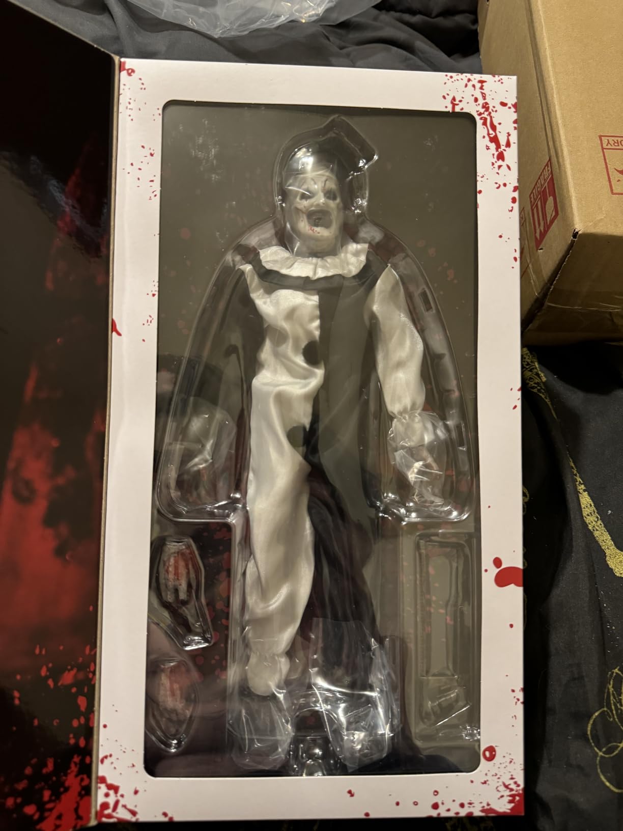 Amazon.com: Trick Or Treat Studios Terrifier Art The Clown Figure 12 ...