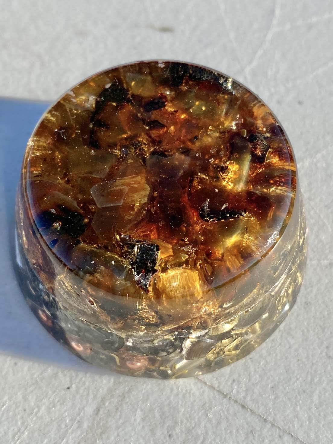 Amazon.com: Amber Orgone Generator Energy Accumulator 528Hz/7.83Hz ...