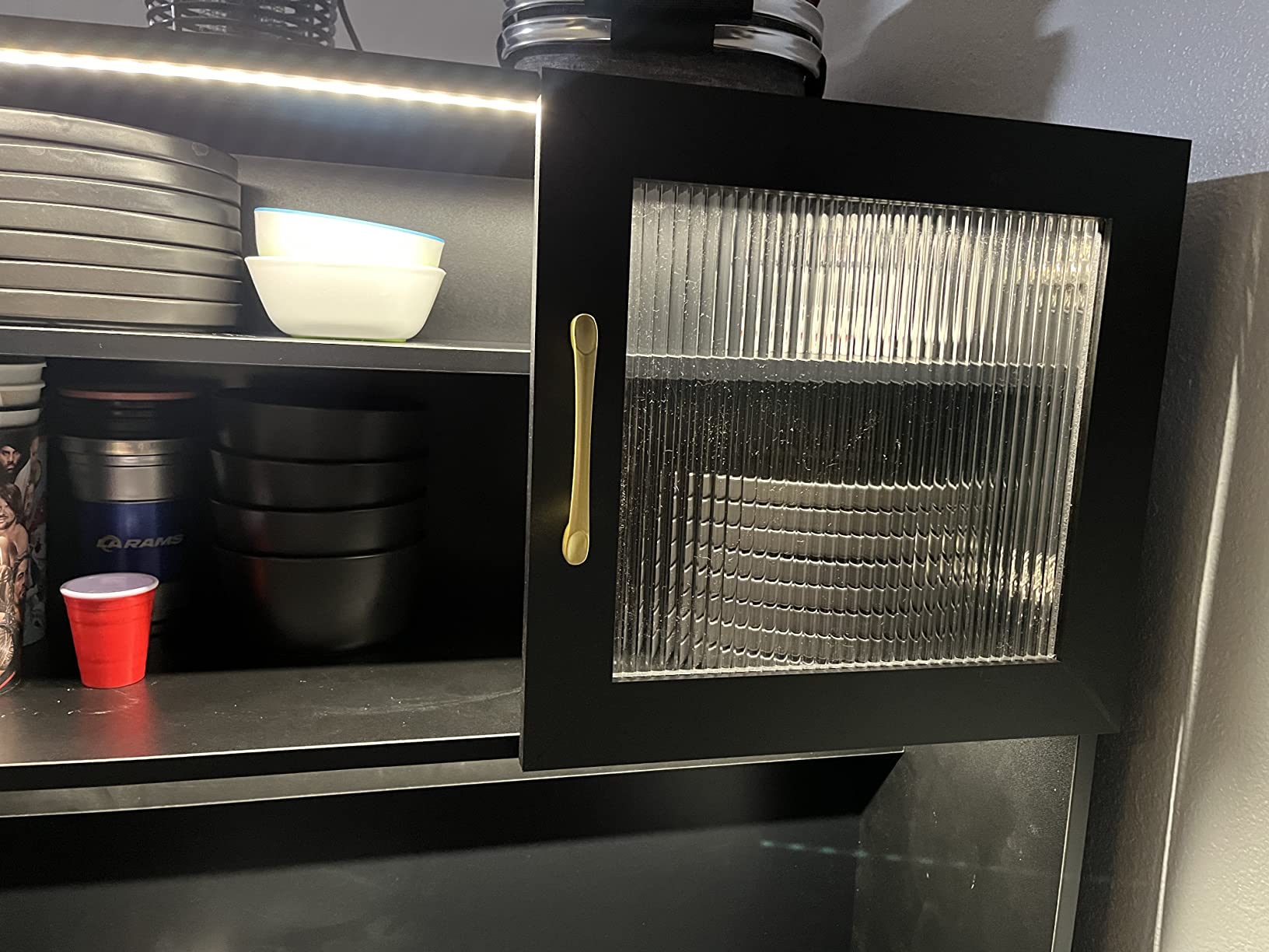 $42/mo - Finance LVSOMT 67" LED Storage Cabinet with Charging Station ...