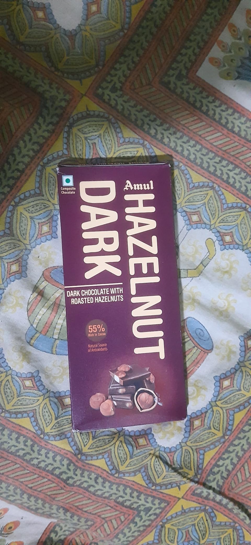 Amul Hazelnut Dark Chocolate With Roasted Hazelnuts, 150 Gram : Amazon ...