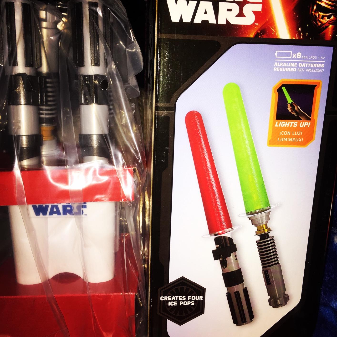 Amazon.com: Star Wars Lightsaber Ice Pop Maker by ThinkGeek: Home & Kitchen