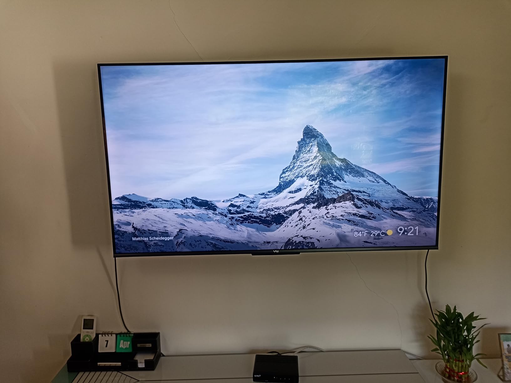 Vu 139 cm (55 inches) Premium Series 4K Ultra HD Smart LED Google TV 55CA (Black) : Amazon.in ...