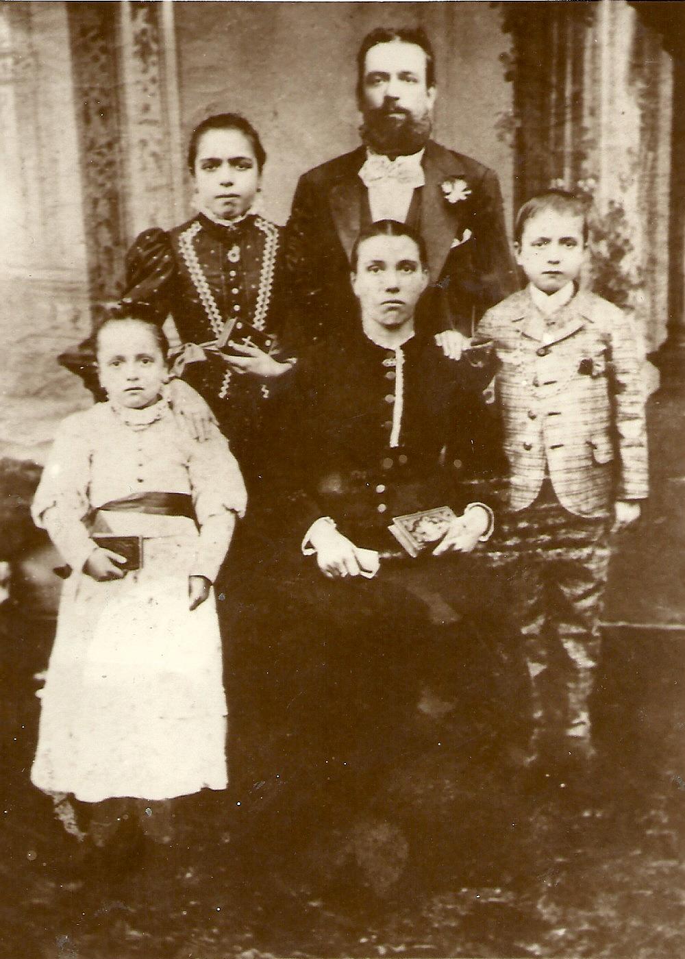 The Bells Ring No More: Tschinkel, John: 9781478274742: Amazon.com: Books