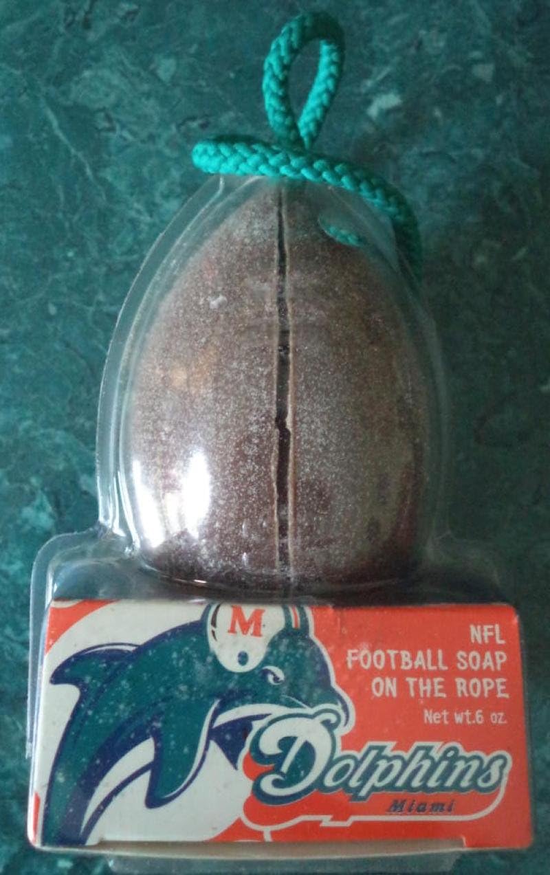 Amazon.com: NFL FOOTBALL SOAP ON THE ROPE COOL ITEM : Collectibles ...