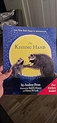 The Kissing Hand: Penn, Audrey, Harper, Ruth: 9781933718101: Amazon.com ...