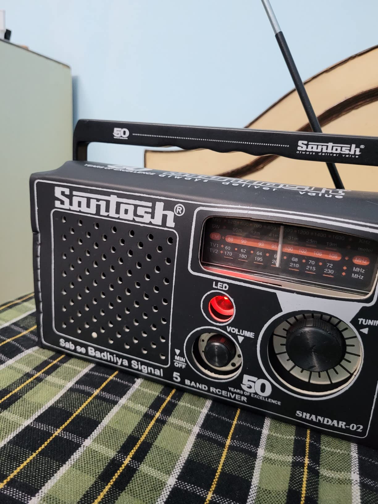 Santosh SHANDAR 5 BAND MW/SW/FM/TV1/TV2 FM Radio (SHANDAR-01) : Amazon ...