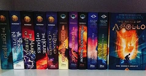 Amazon.com: The Kane Chronicles Box Set: 9781423199625: Rick Riordan: Books
