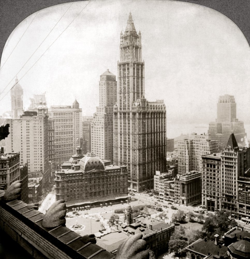 Woolworth Building 1913