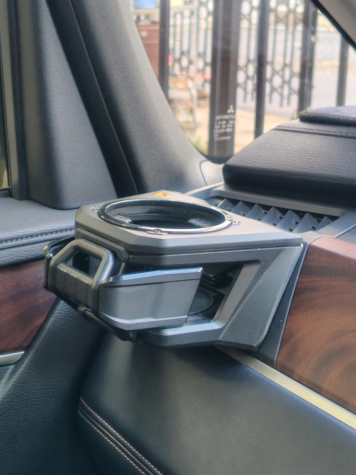 Amazon | 星光産業 EXEA デリカ専用 D:5 ドリンクホルダー 運転席用 ブラック E101DC | ドリンクホルダー | 車＆バイク