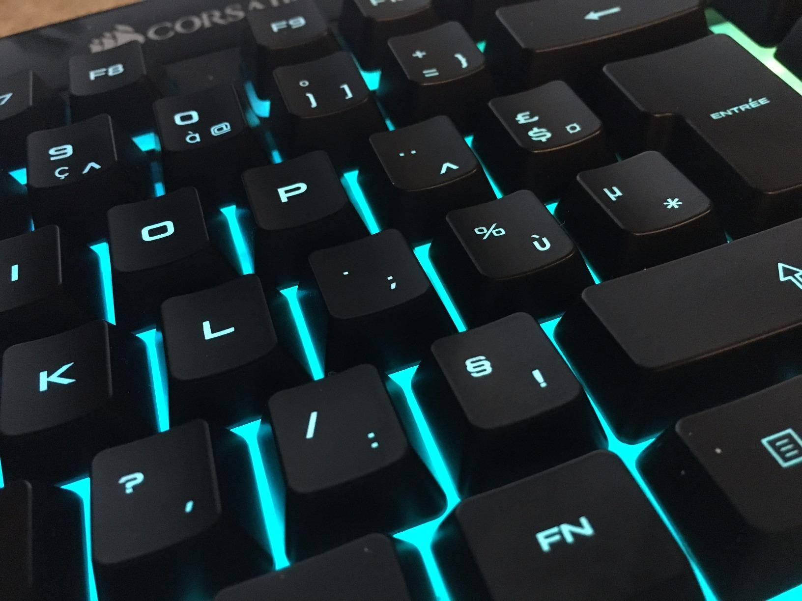 Corsair K55 RGB Gaming Keyboard PC/Mac, Keyboard (French Layout ...