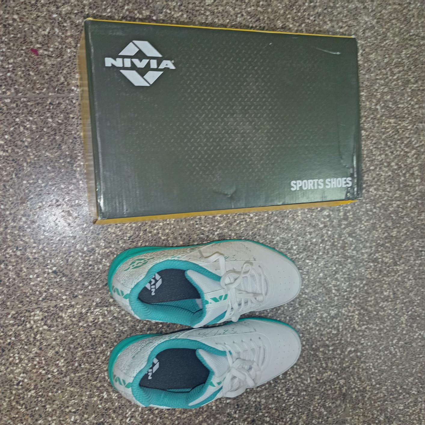 Nivia Bounce Cricket Shoe for Men with Synthetic Leather Upper/Sports ...