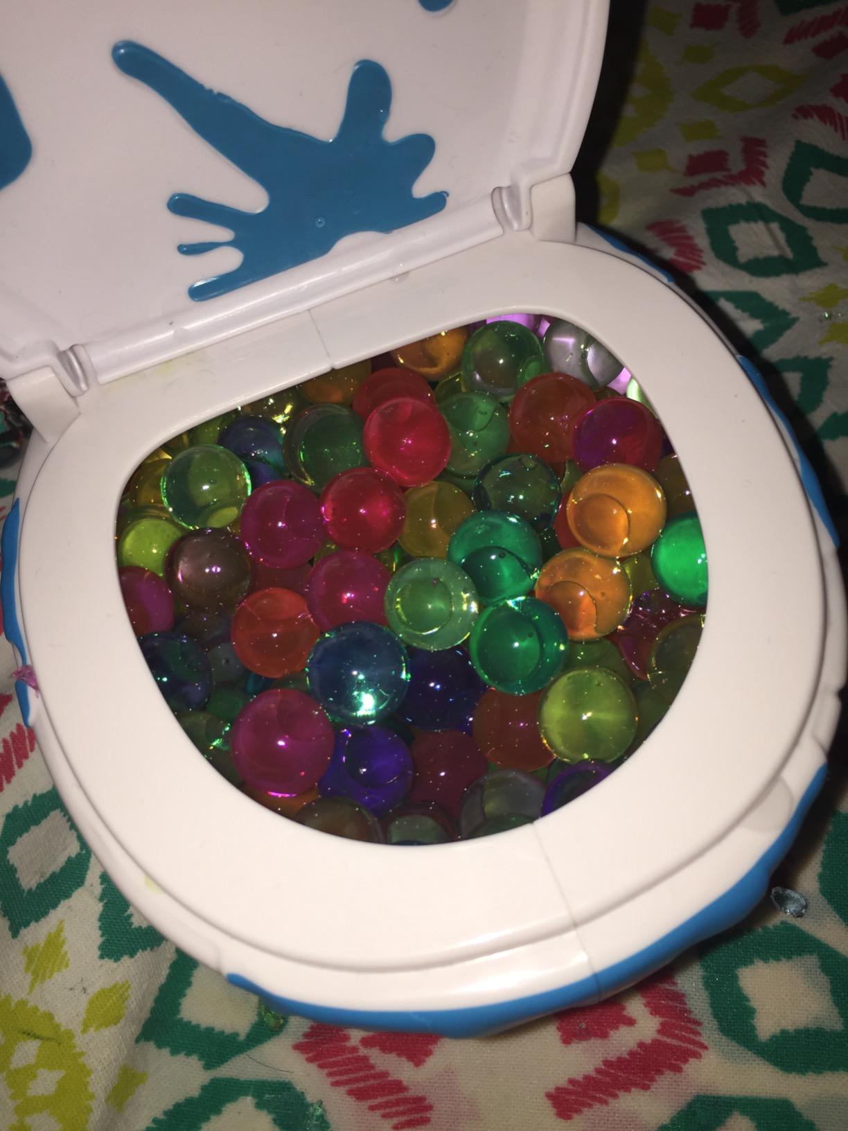 Amazon.com: Flush Force – Series 1 - Collect-A-Bowl Stash ’n’ Store ...