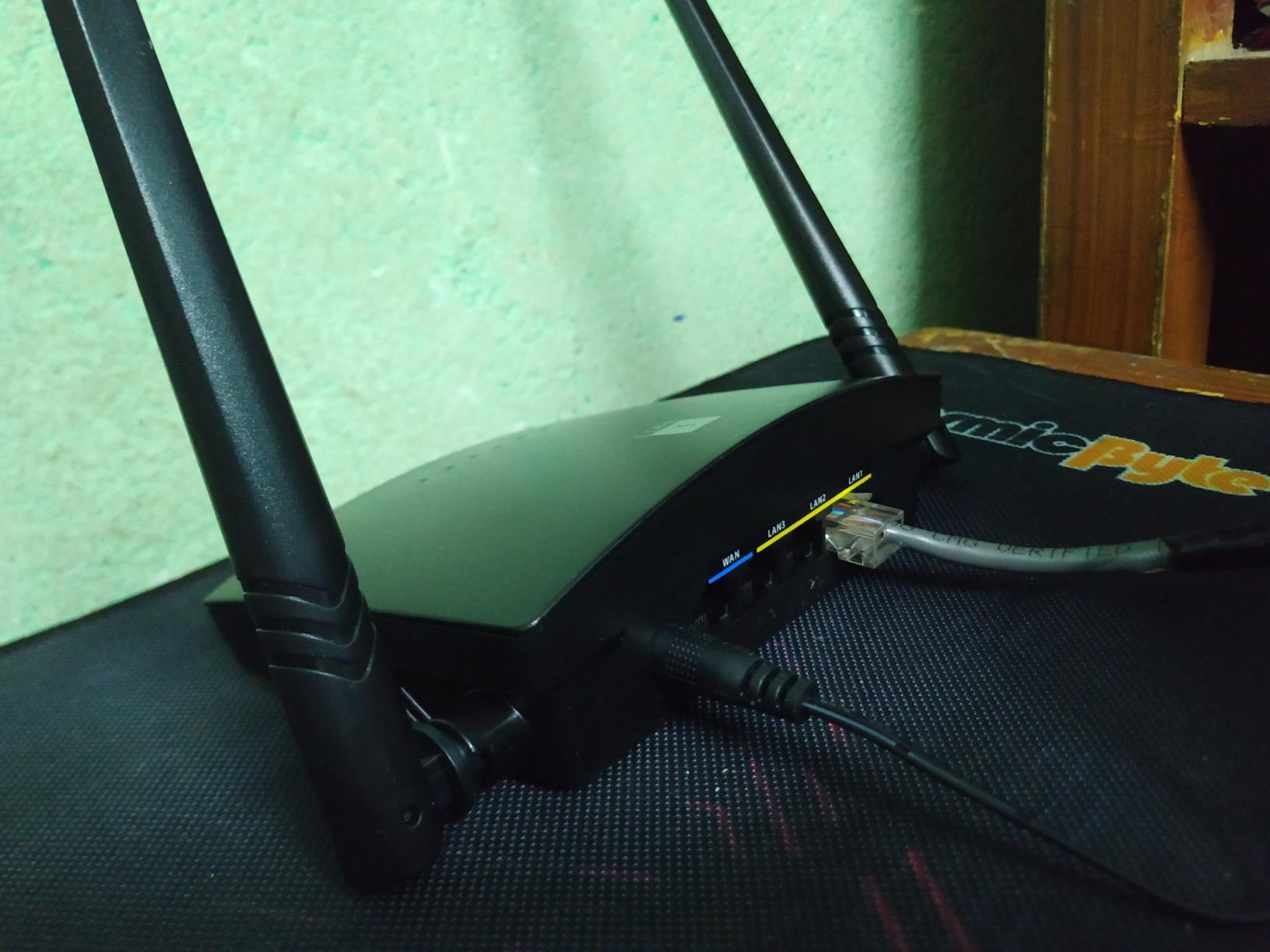 iBall iB-WRB333N 300M MIMO Wireless-N High Speed Broadband Router ...
