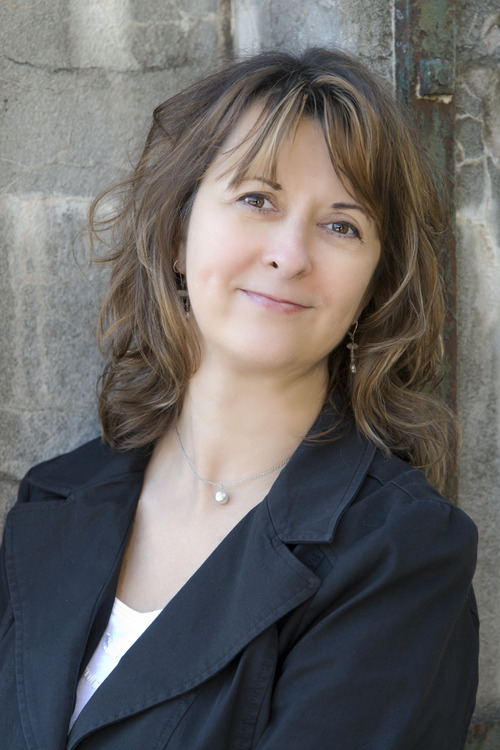 Amazon.in: Anna M. Lewis: books, biography, latest update