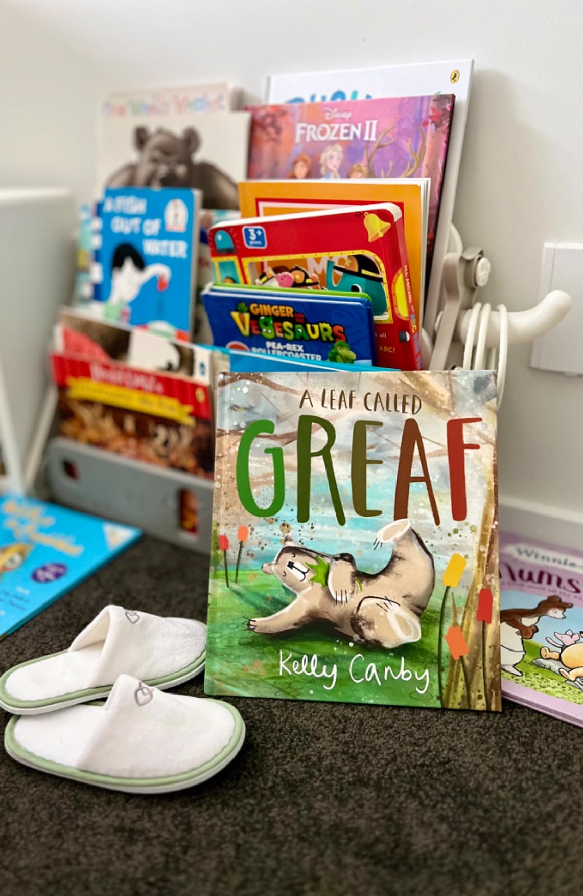 A Leaf Called Greaf : Canby, Kelly: Amazon.com.au: Books