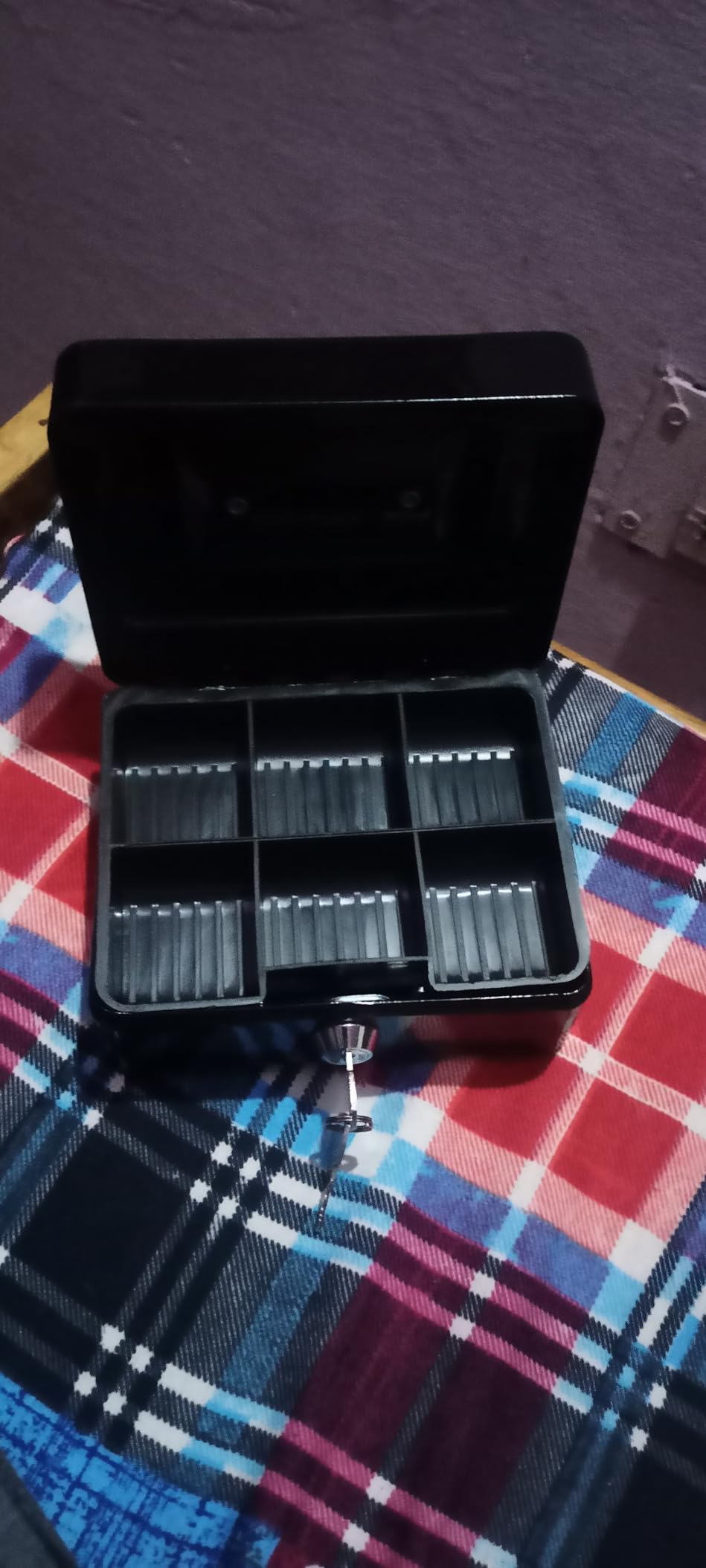 Decaller Small Cash Box With Key Lock, Portable Metal Money Box With ...