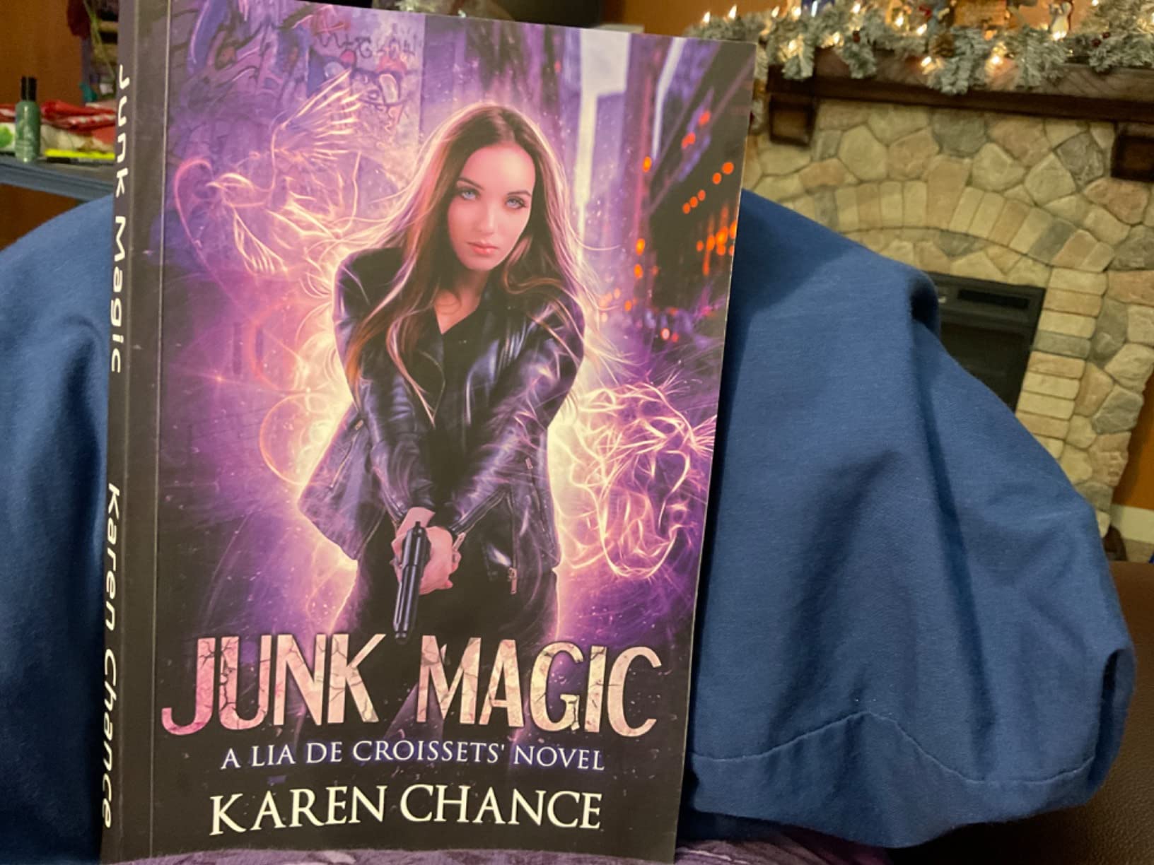 Amazon.com: Junk Magic (Lia de Croissets Book 1) eBook : Chance, Karen ...