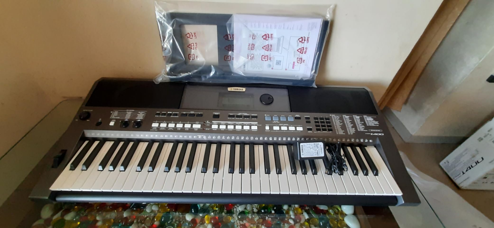 Yamaha PSR-I400 61-Key Portable Keyboard, Metallic Dark Grey : Amazon ...