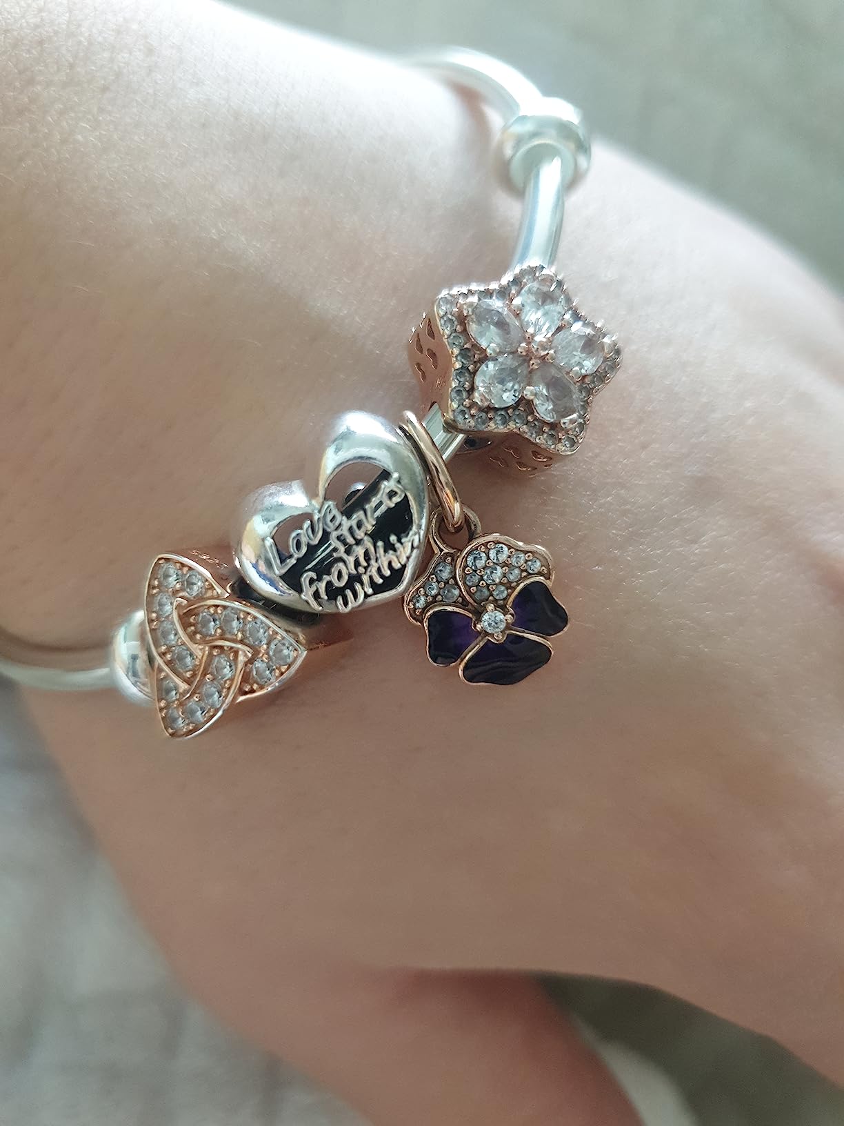 Pandora Deep Purple Pansy Flower Dangle Charm 780776C01 : Amazon.co.uk ...