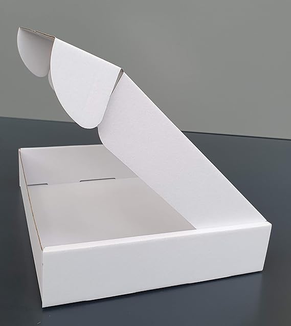 25 x Folding Lid Postal White Cardboard Boxes 236 x 196 x 47mm Mail ...