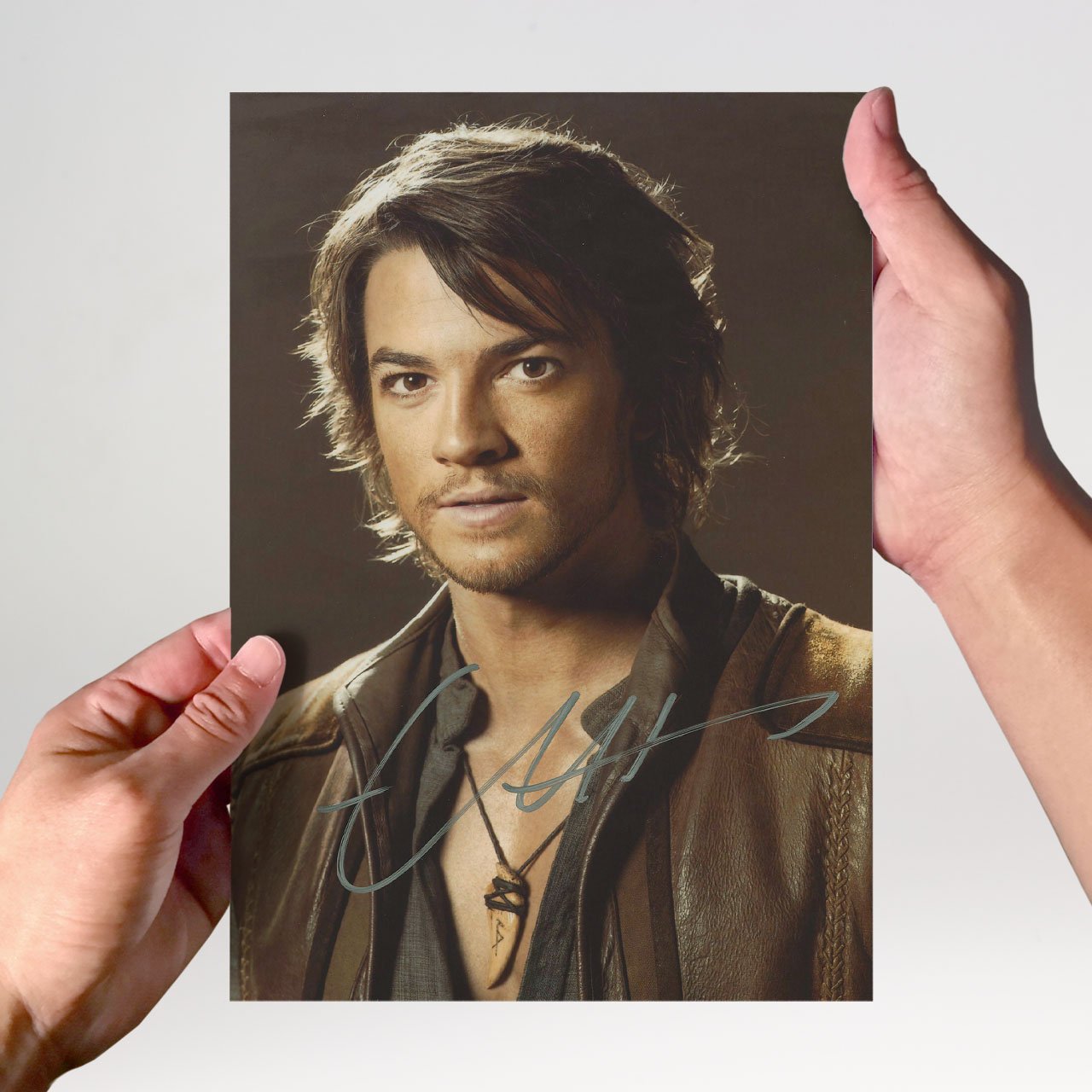 Craig Horner Legend Of The Seeker