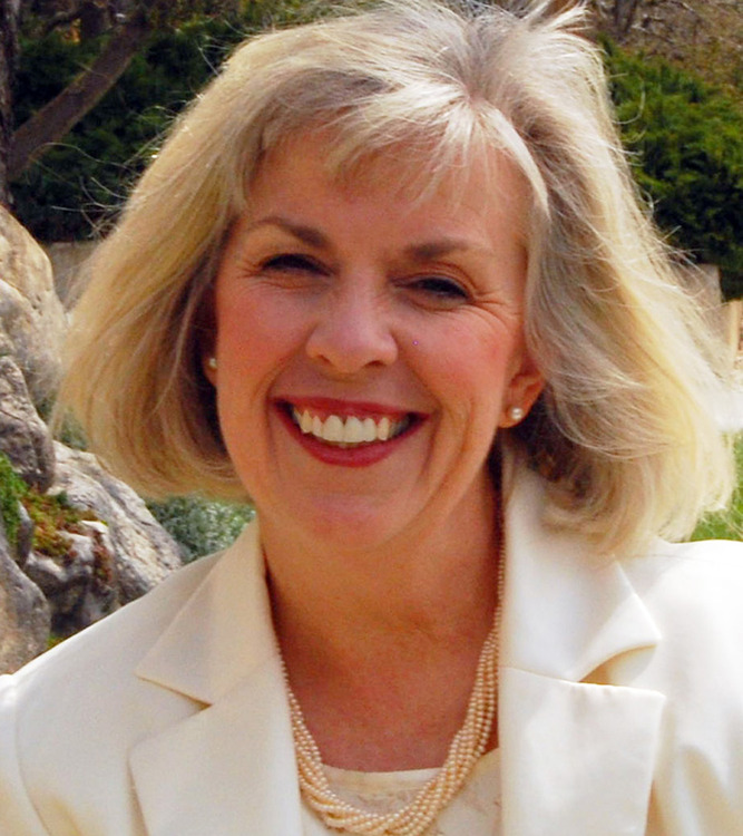 Amazon.com: Pam McMurtry: books, biography, latest update