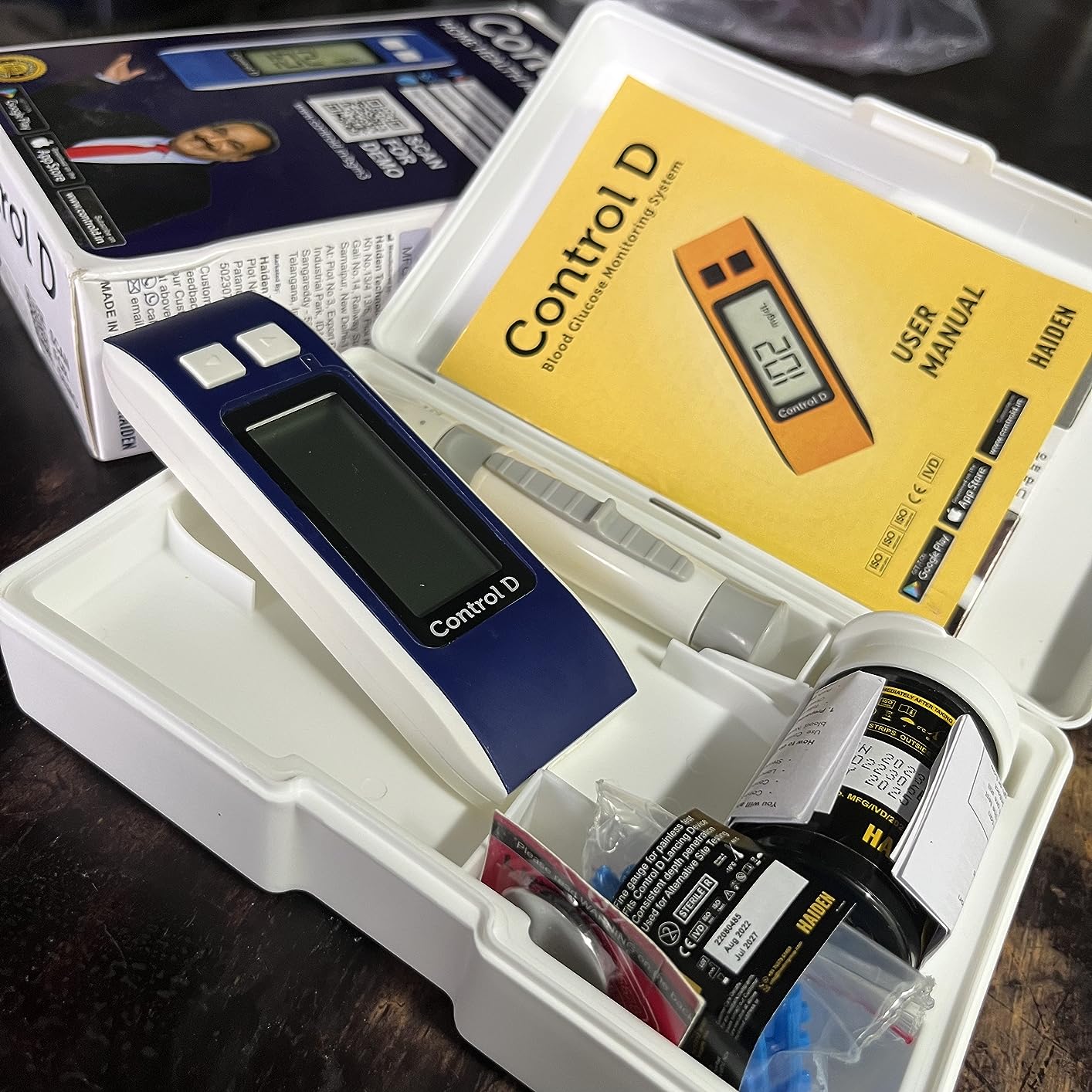 Control D Blood Glucose Monitor (Pack of 10 Strips, Blue) : Amazon.in ...