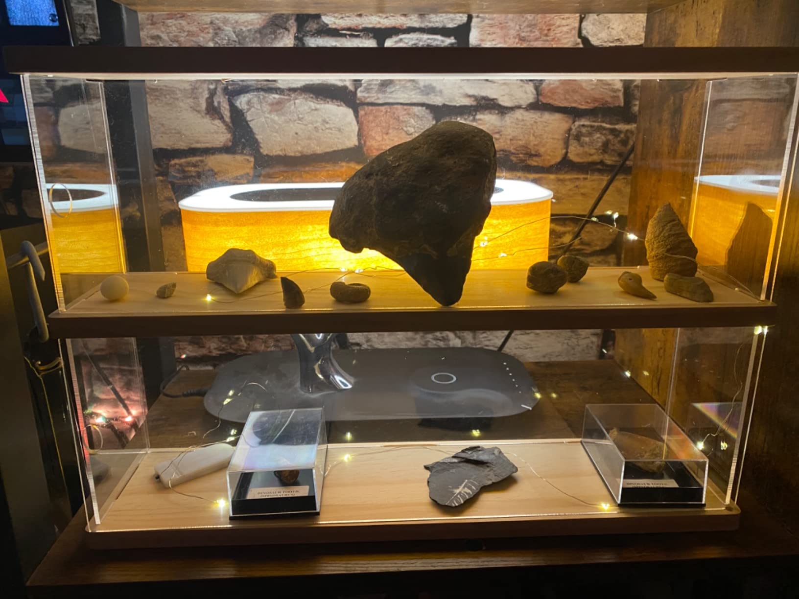 ACRLIE Acrylic Display Case Collectibles Display Shelf Two Layers with ...