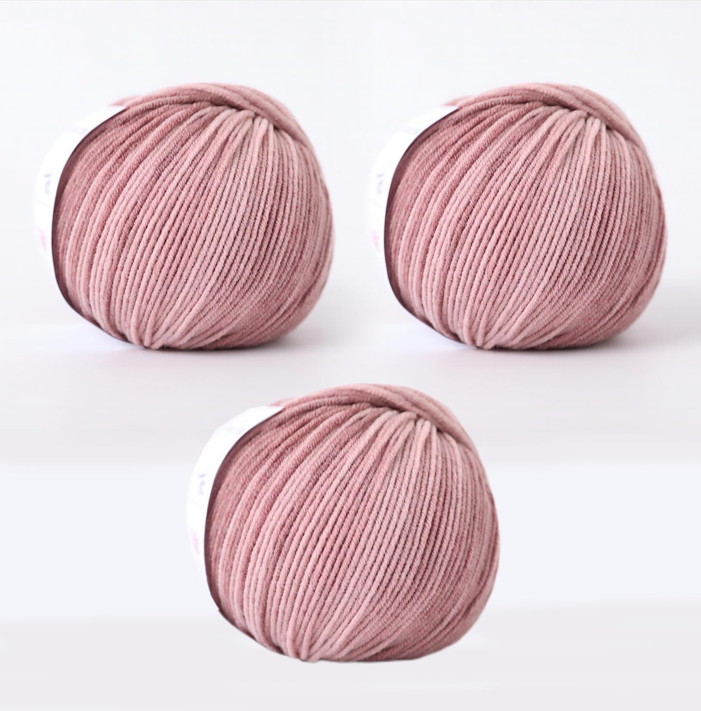 Amazon.com: Lerchiyar Merino Wool Blend Yarn, Superwash Anti-Pilling ...