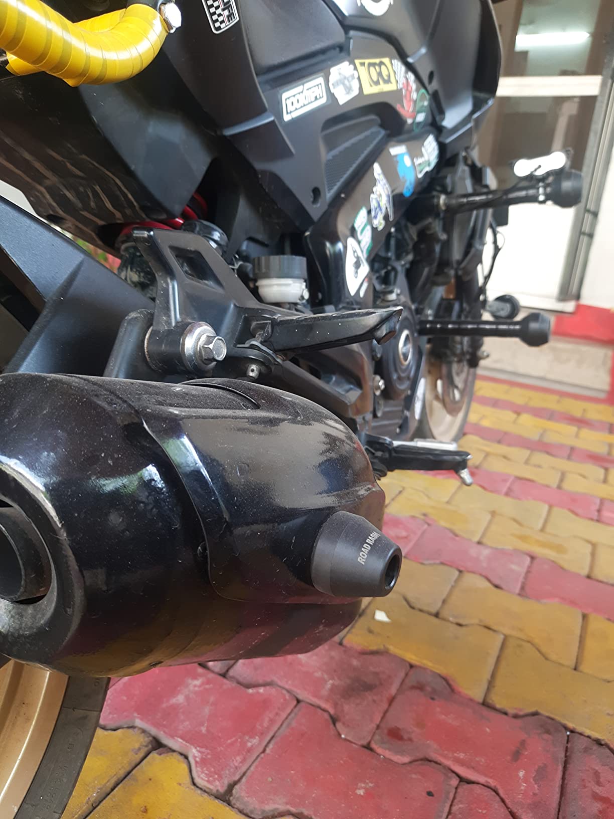 RoadRash Exhaust Protector Dominar 400/250 : Amazon.in: Car & Motorbike
